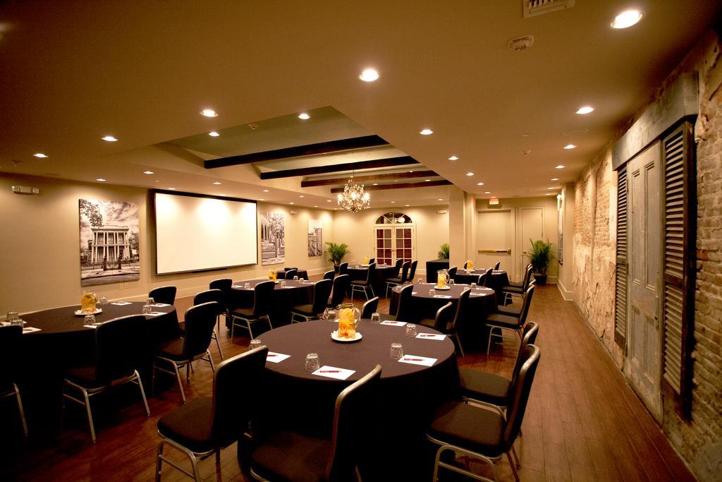 HOTEL MAZARIN NEW ORLEANS - FRENCH QUARTER (VIEUX CARRÉ) - RATES FROM $301