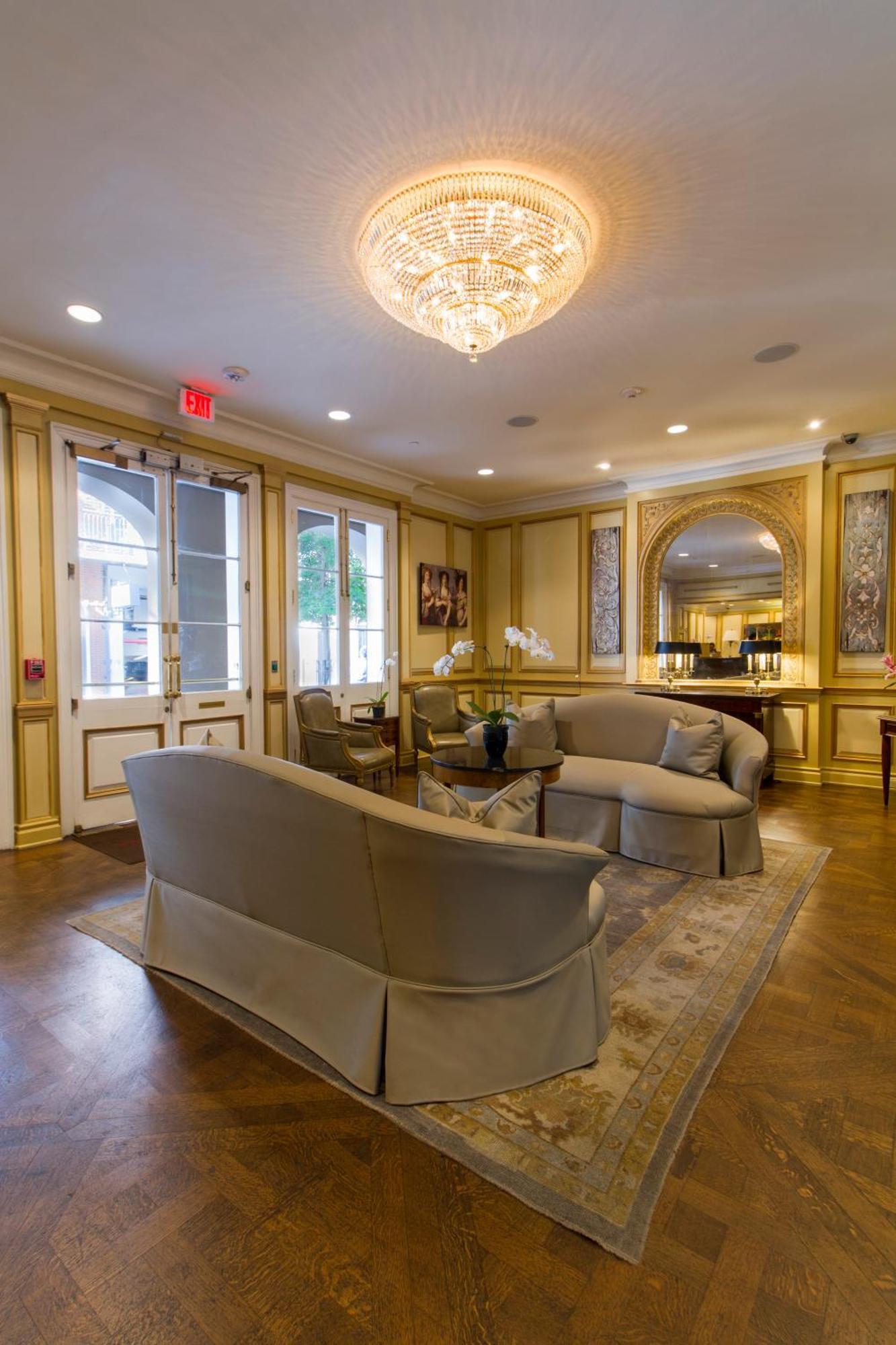 HOTEL MAZARIN NEW ORLEANS - FRENCH QUARTER (VIEUX CARRÉ) - RATES FROM $301
